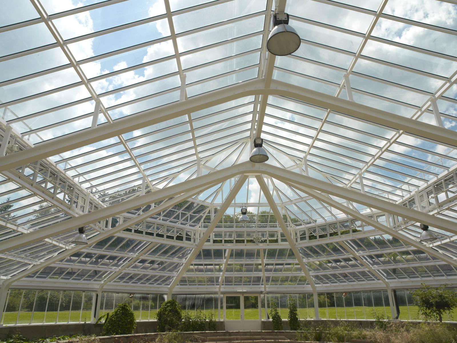 Serre botanique ultramoderne dans le Plantentuin Meise.